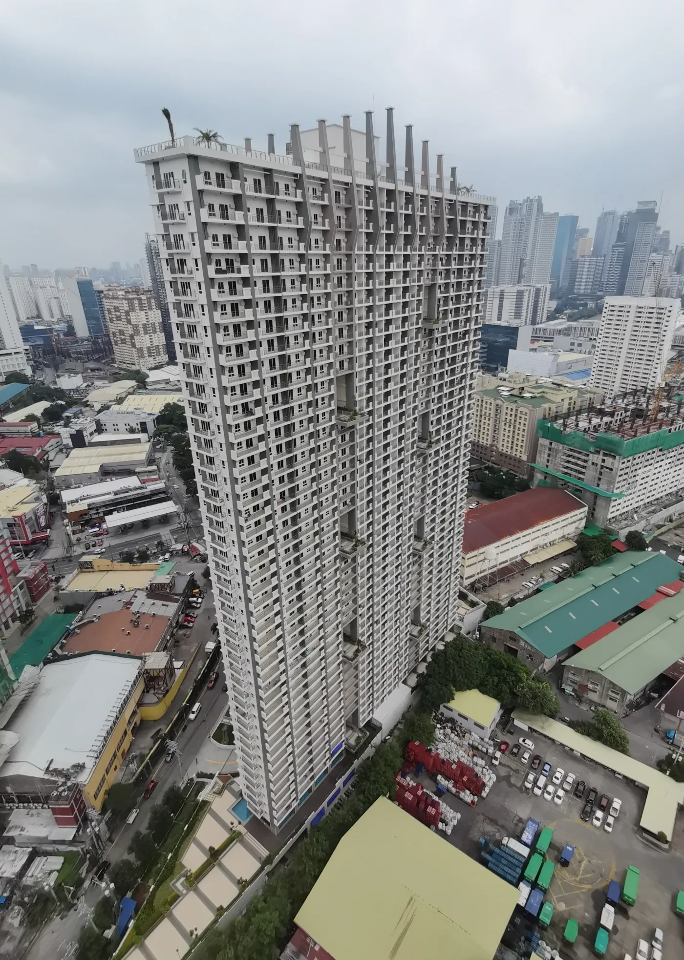 Sheridan Towers | Pasig | Official DMCI Homes
