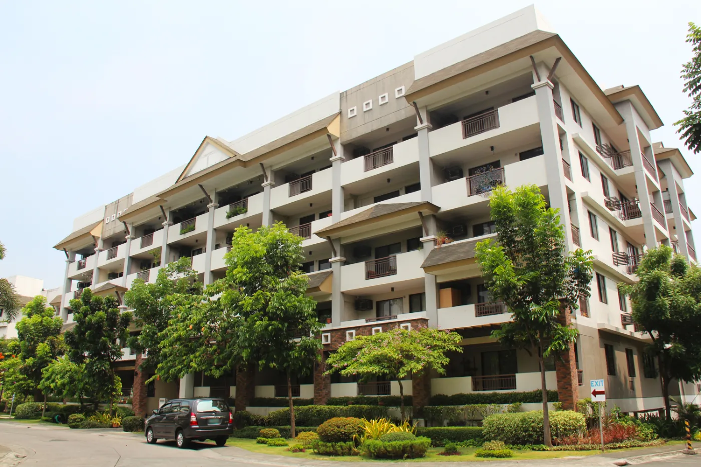 Riverfront Residences | Pasig | Official DMCI Homes